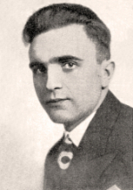 Adolfas Šapoka | uni100